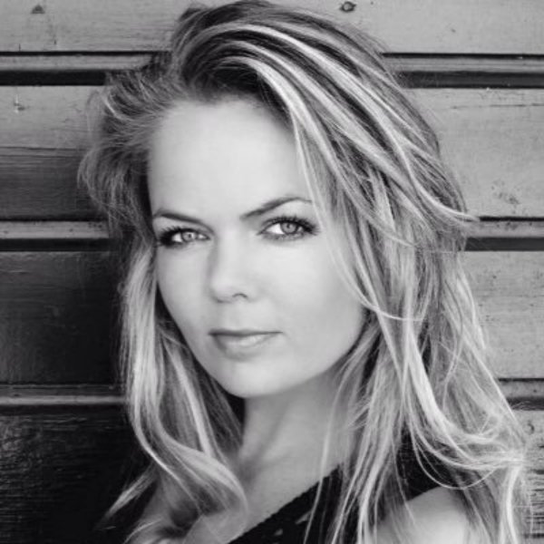 Sita boeken of inhuren bij Artiestenbureau.nl - Verder zoeken is zinloos...